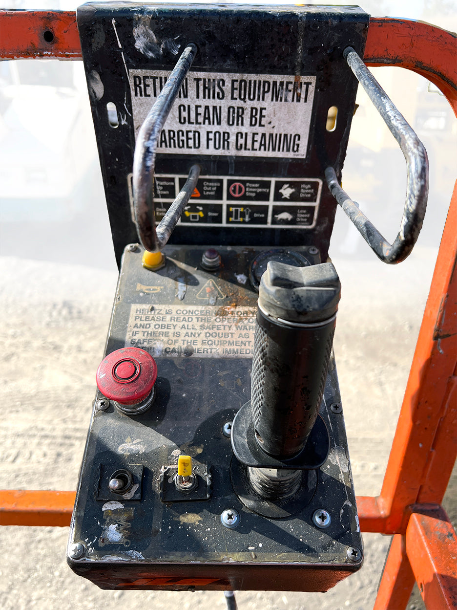 JLG 2032E2 Electric Scissor Lift – Industrial Surplus Oregon